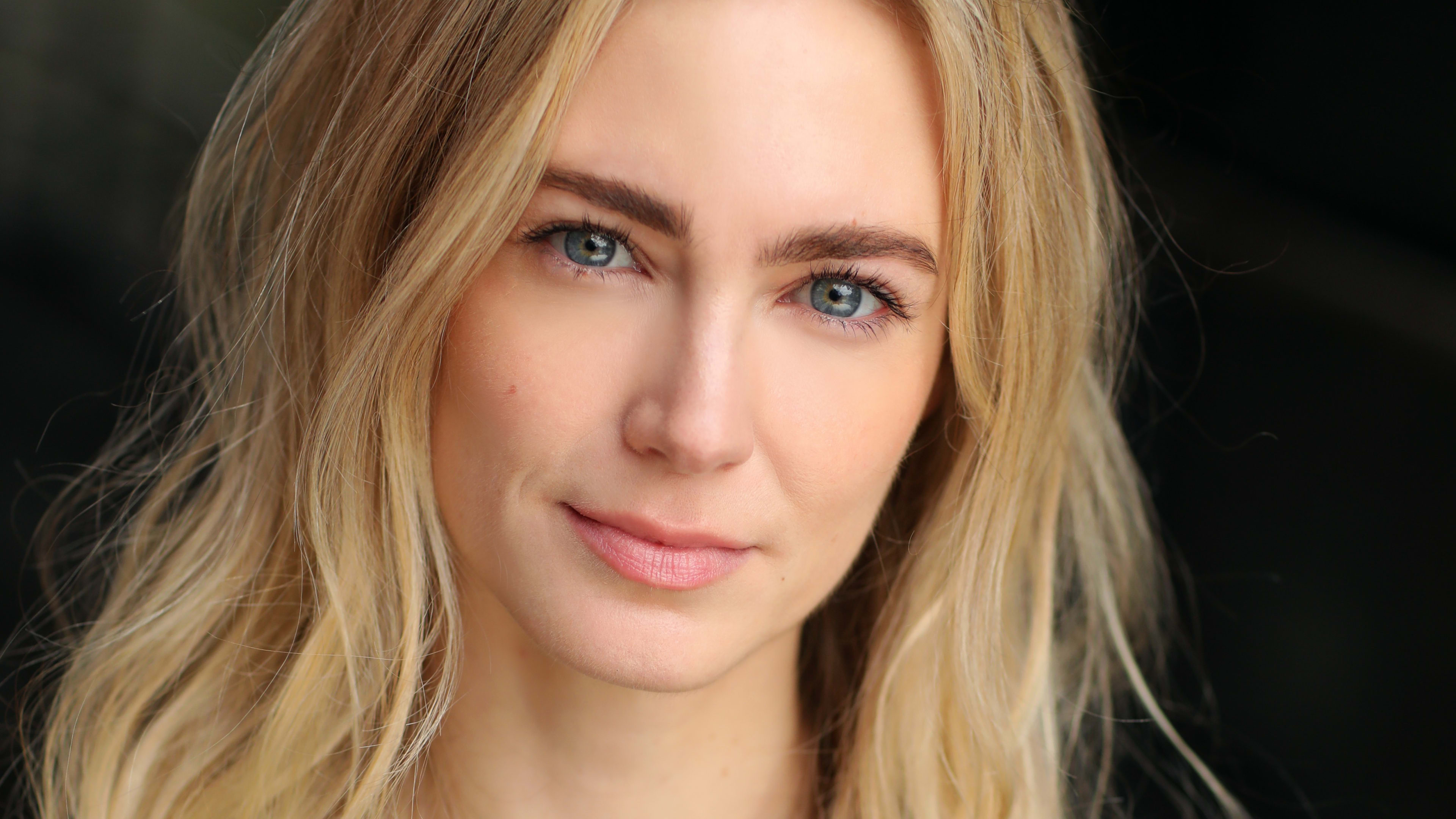 Thrillertalent Dana Smit over haar boek 'Zonder schuld' | Shownieuws