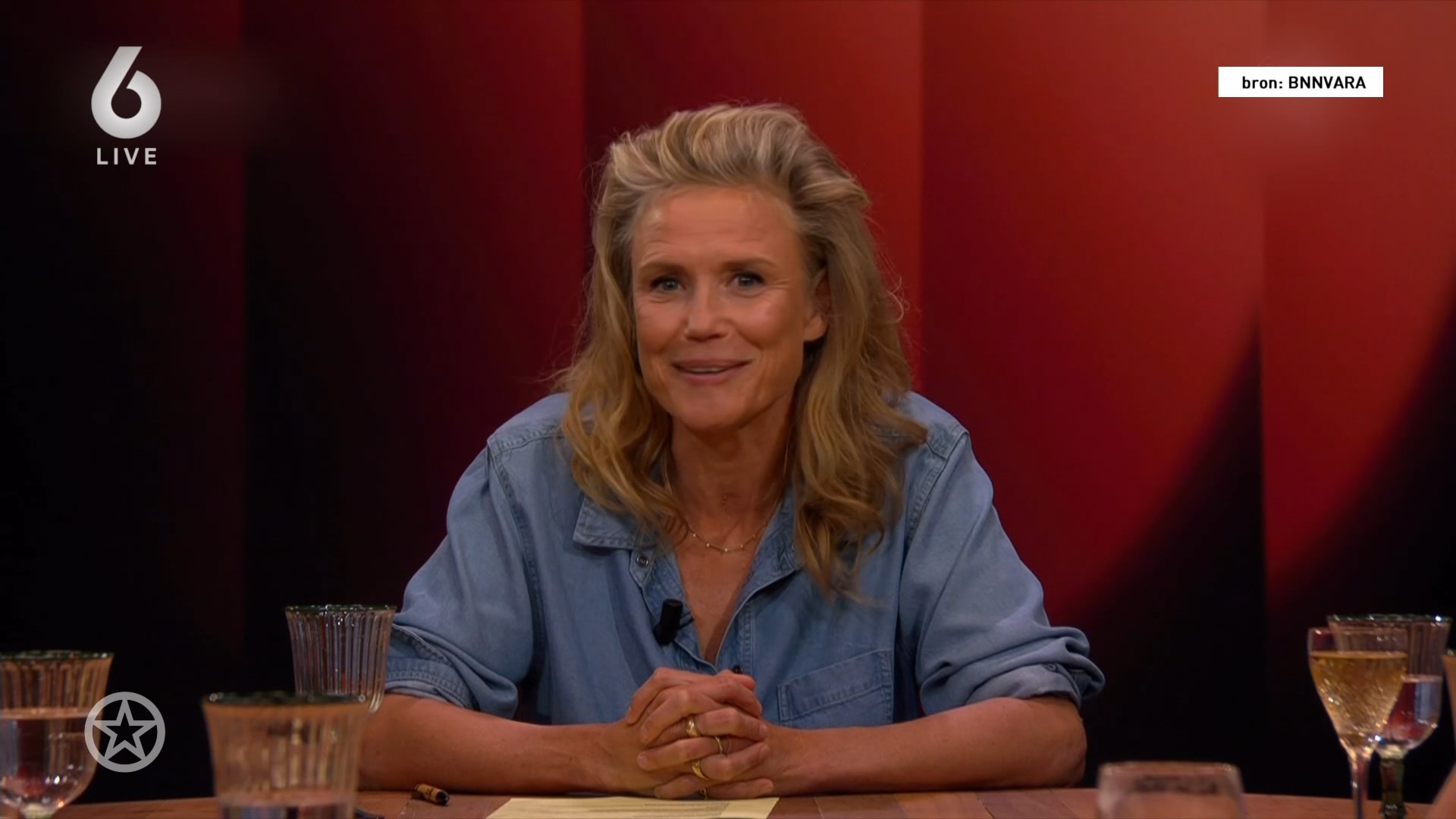 Dit is de opvolger van Sophie Hilbrand bij Bar Laat | Shownieuws