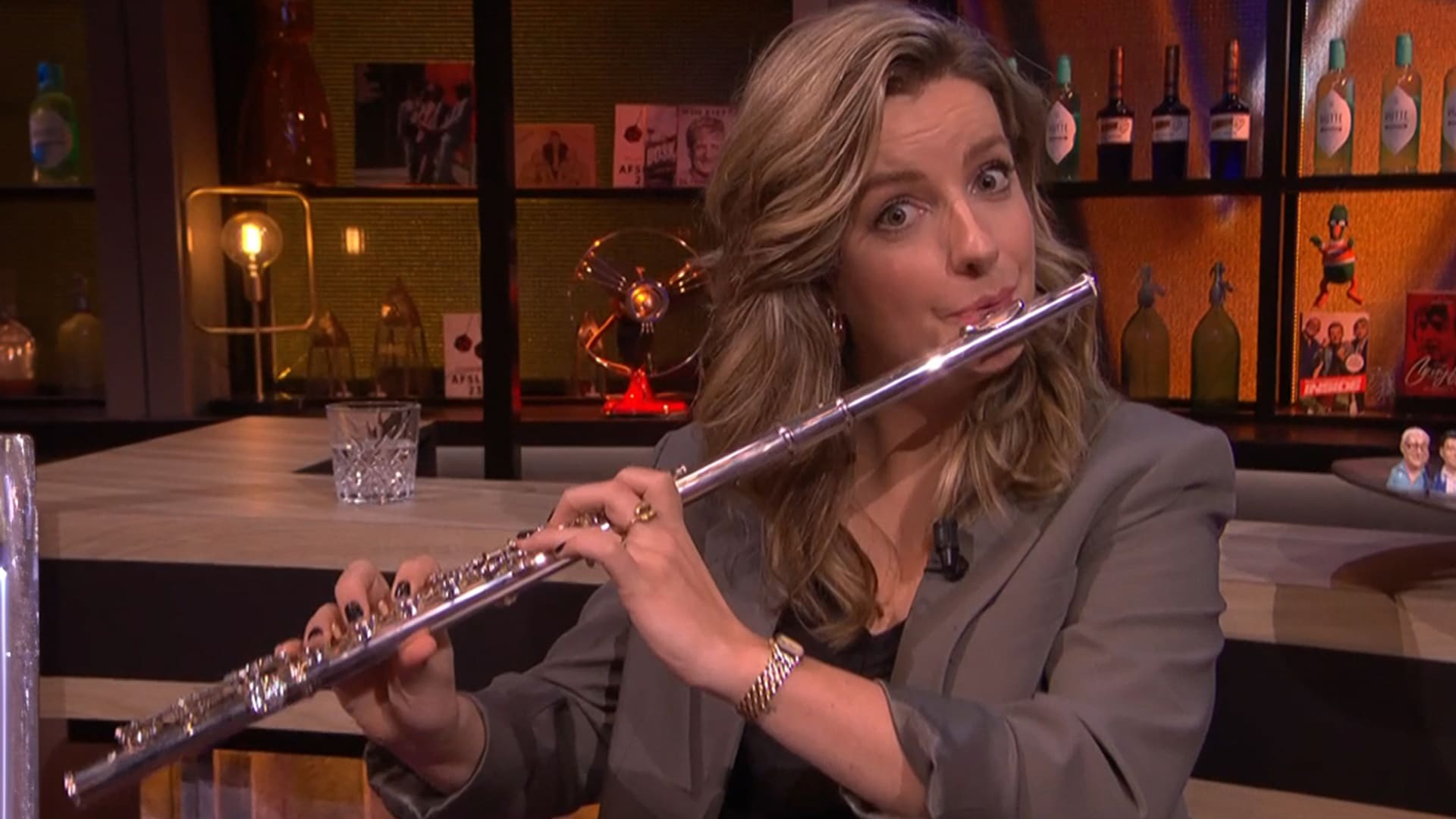 Moet Merel Ek vrezen voor VI-ontslag? Dit zegt Johan Derksen | Shownieuws