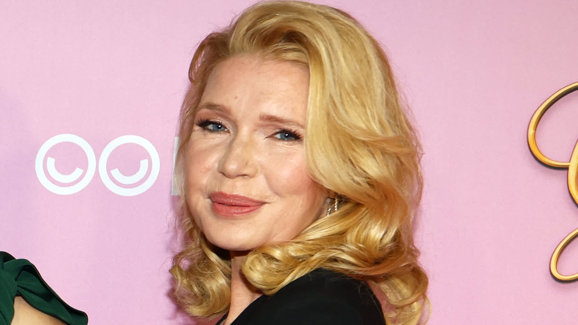 Tjitske Reidinga immens blij met haar bijbaantje | Shownieuws