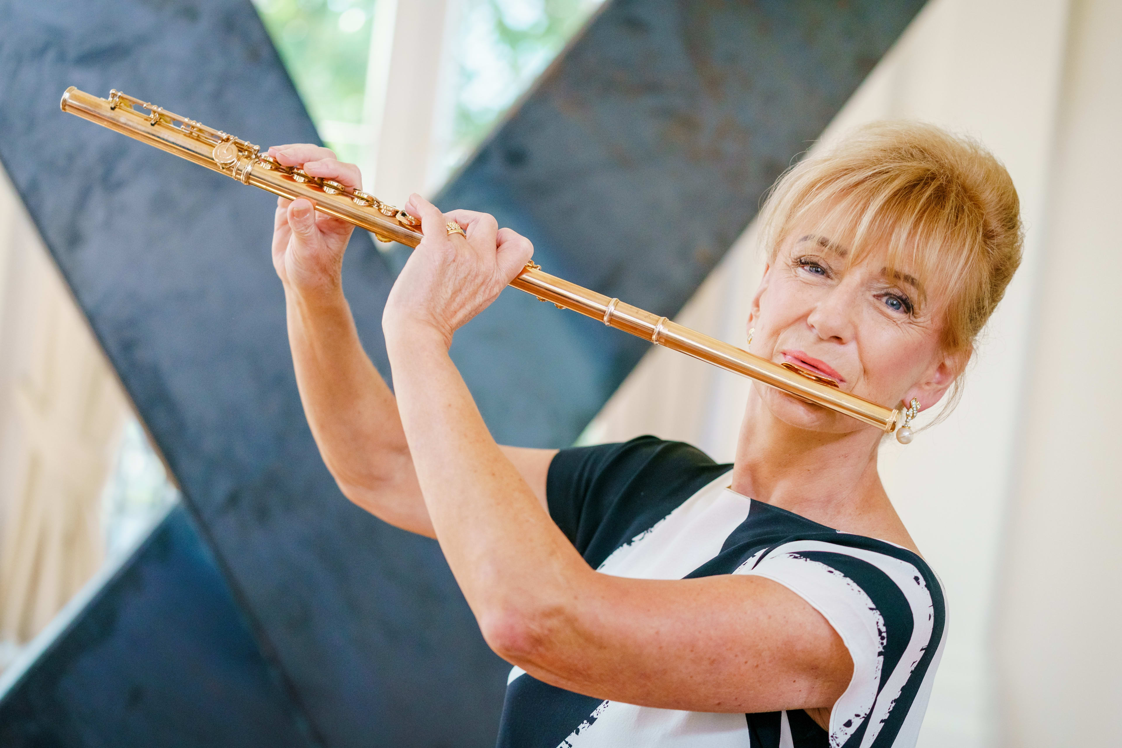 Berdien Stenberg ligt flink onder vuur | Shownieuws