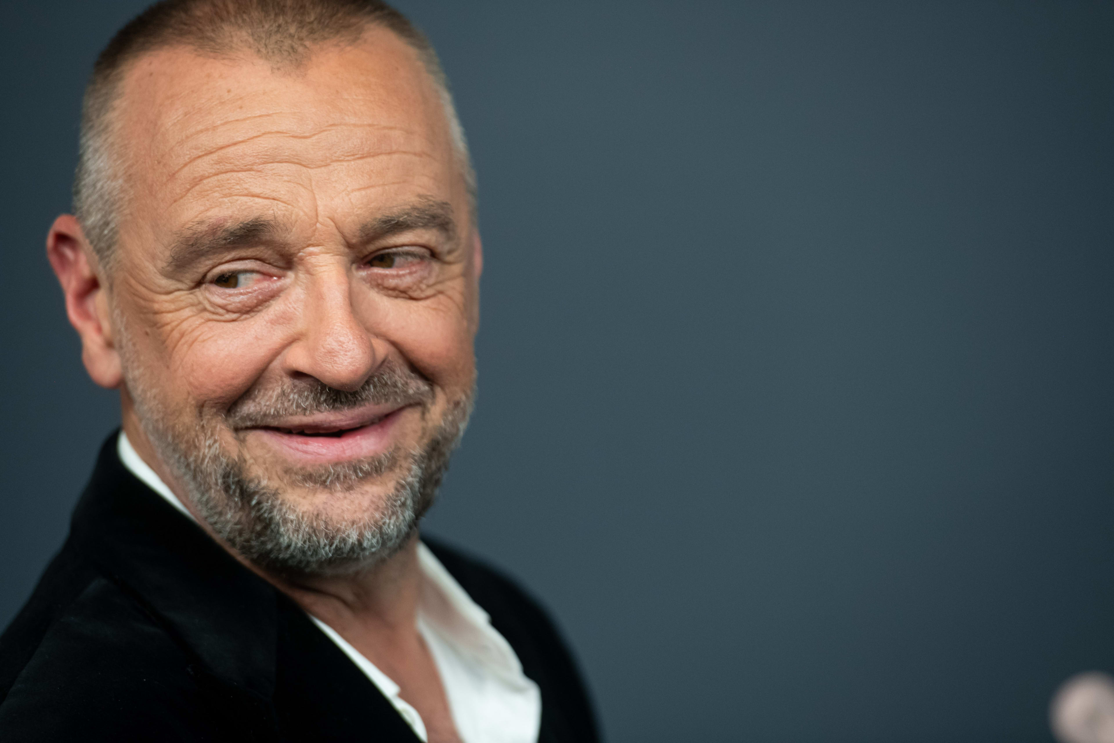 Tom Waes 'dronk te veel' op avond van auto-ongeluk, herinnert zich niks ...