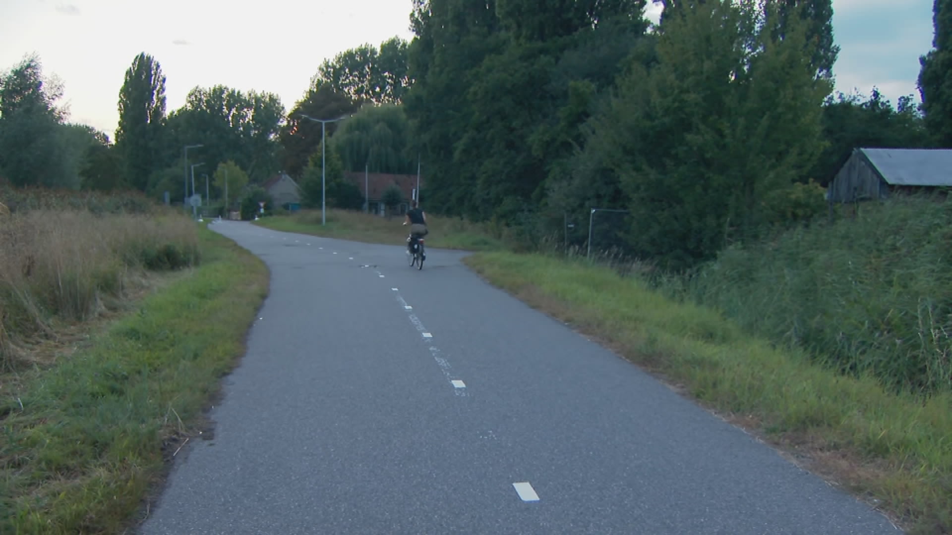 Nog twee minderjarige meisjes melden zich na aanranding in Rotterdam ...