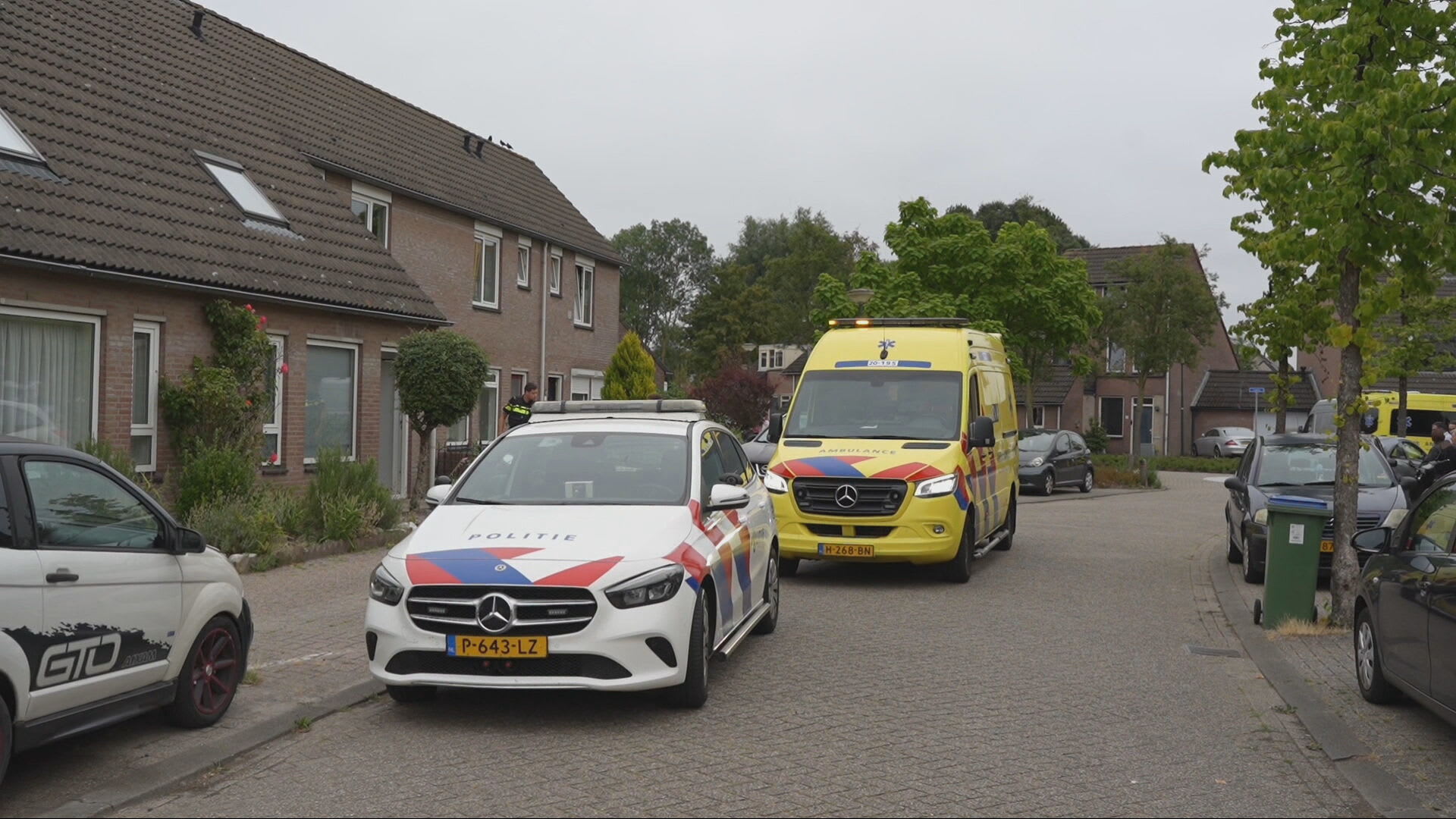 Vrouw dood aangetroffen in badje in tuin Kaatsheuvel, man (39) aangehouden | Hart van Nederland