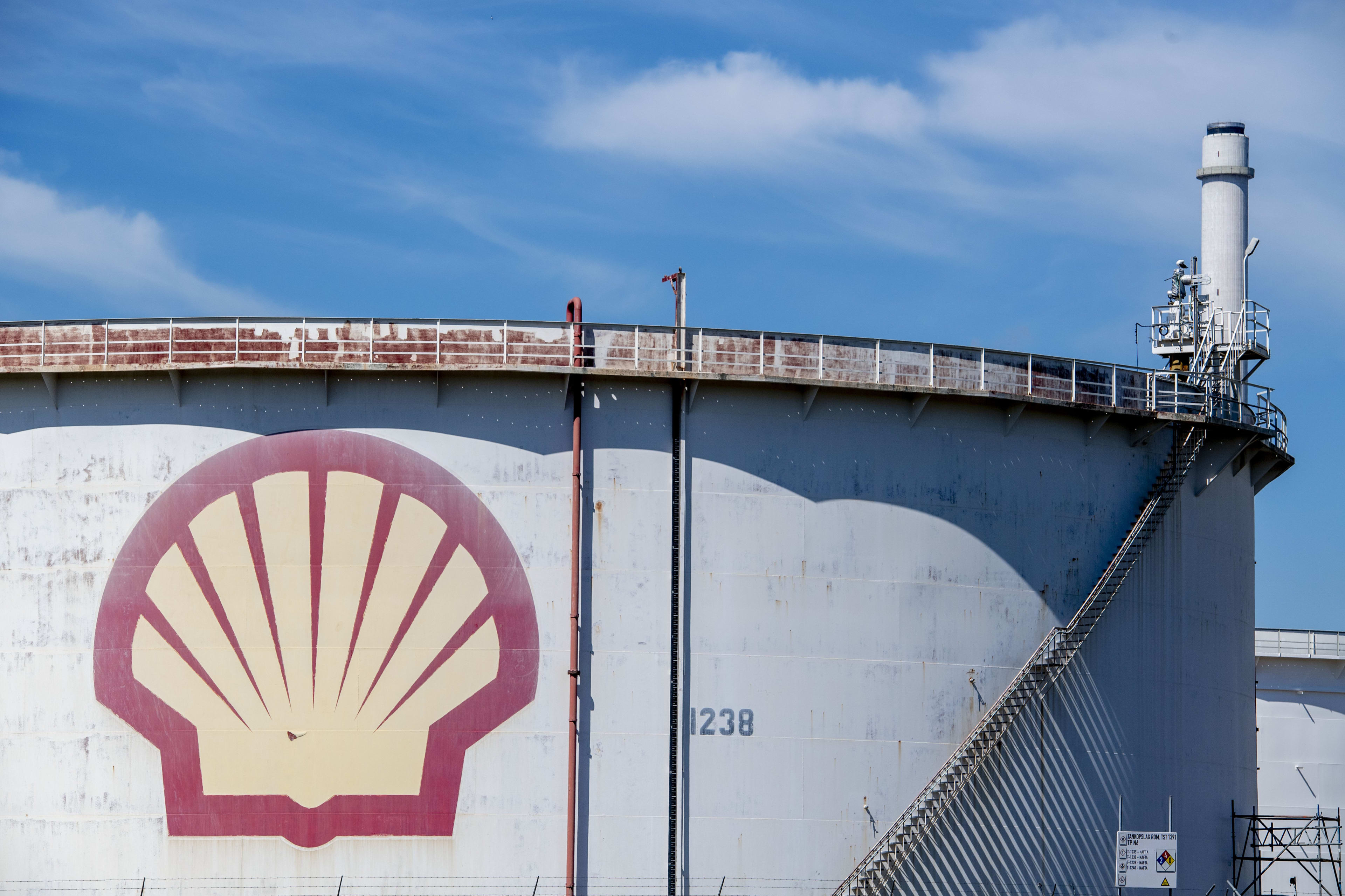 Shell stopt met bouw biobrandstoffenfabriek in Rotterdam: 'Buitengewoon ...