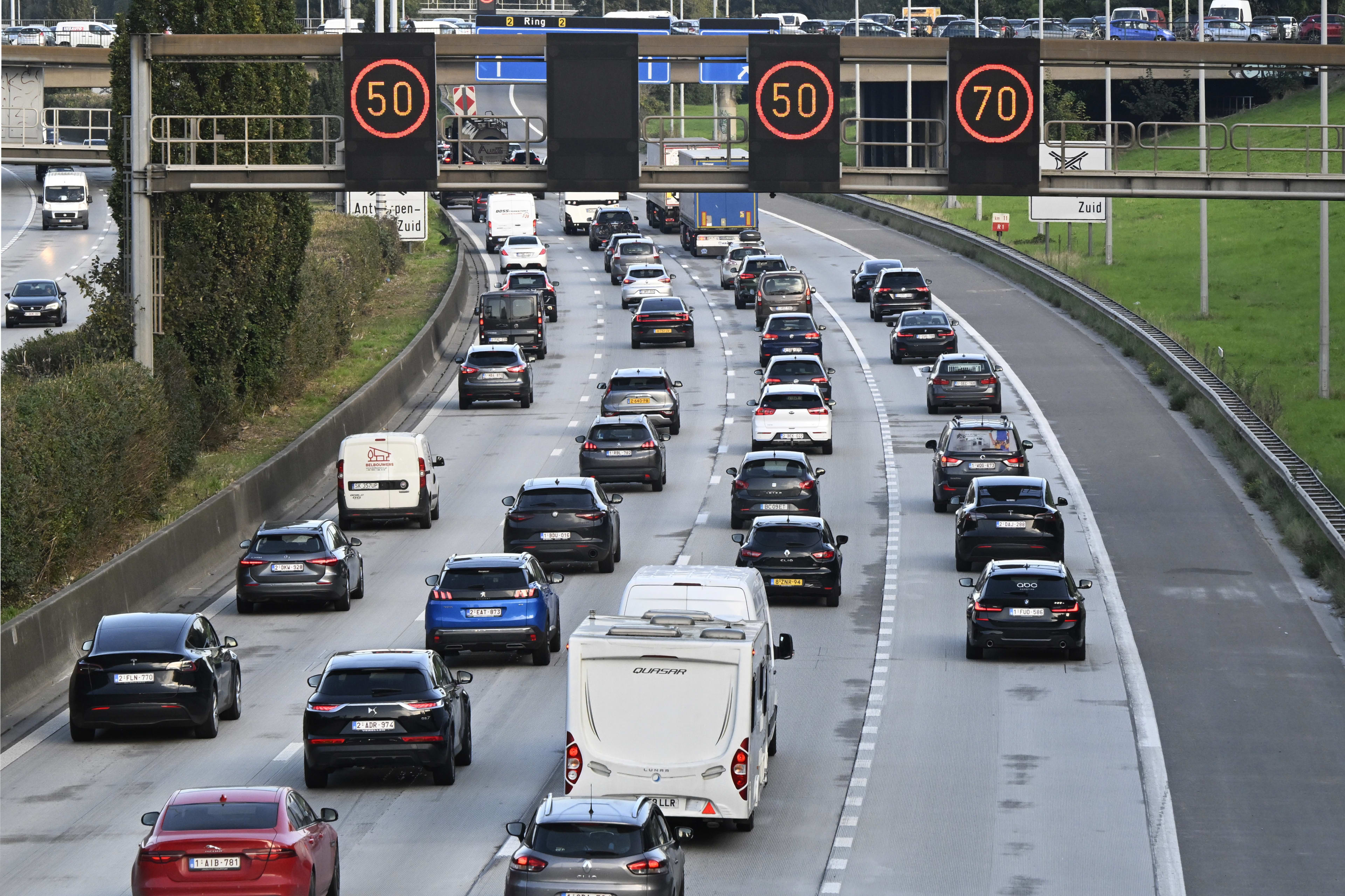 Autorijden in België wordt duur grapje door nieuwe tol in Vlaanderen ...