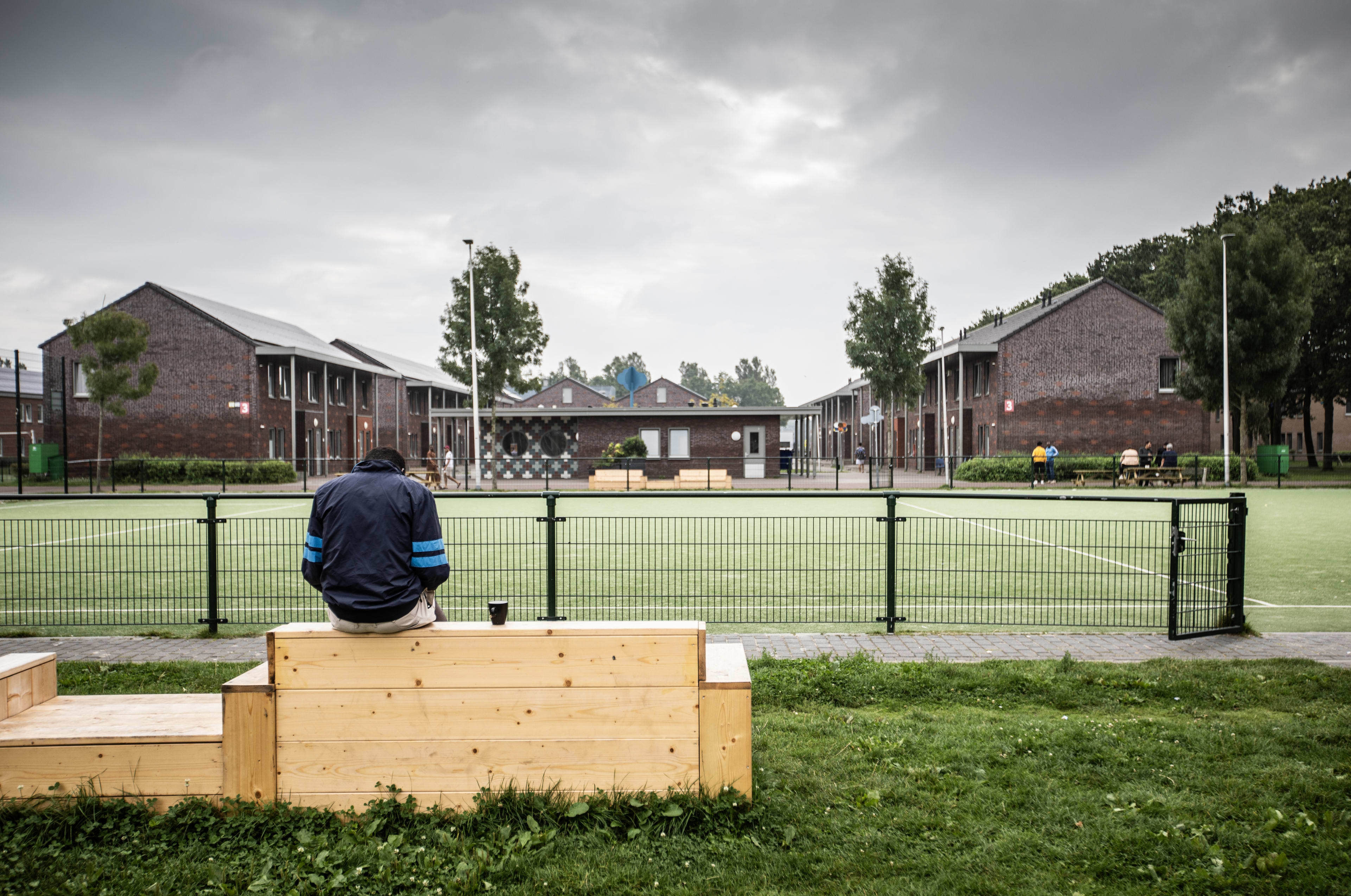 'Derdelander' mag uitspraak Raad van State in opvang afwachten | Hart ...