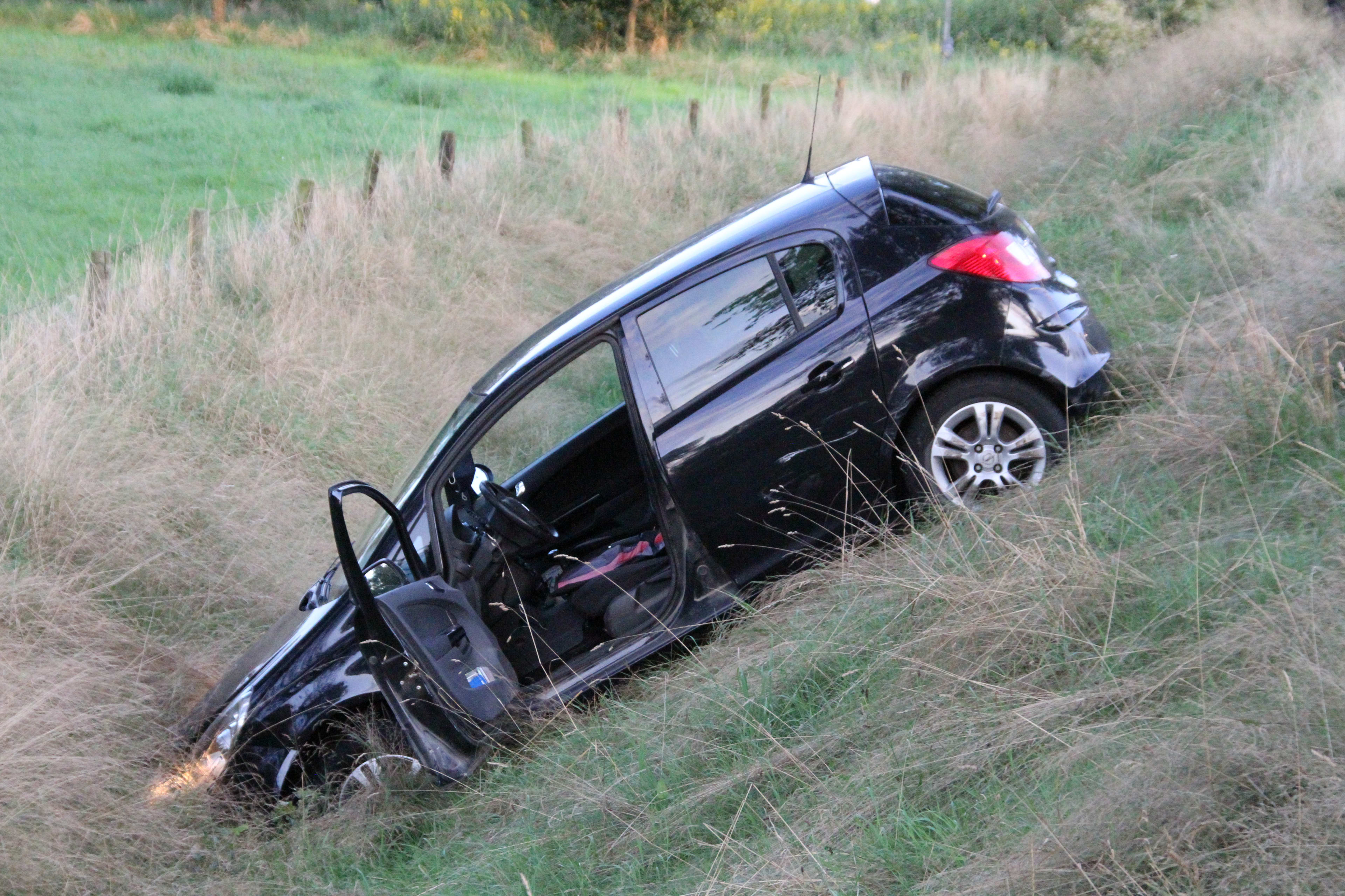 Wilde achtervolging van Duitse hardrijder eindigt in crash bij Holten ...