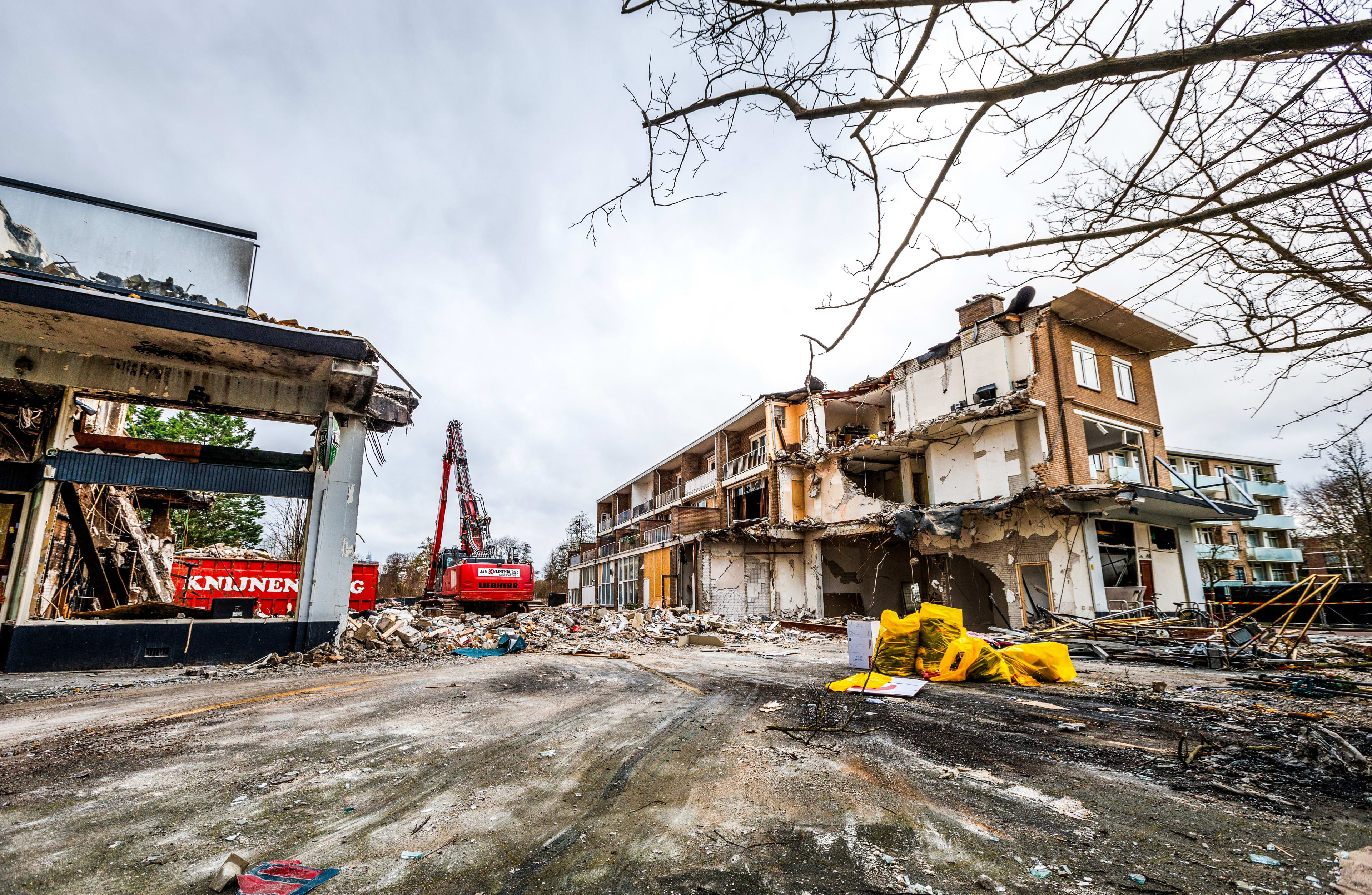 Vier verdachten explosies Tarwekamp langer vast | Hart van Nederland