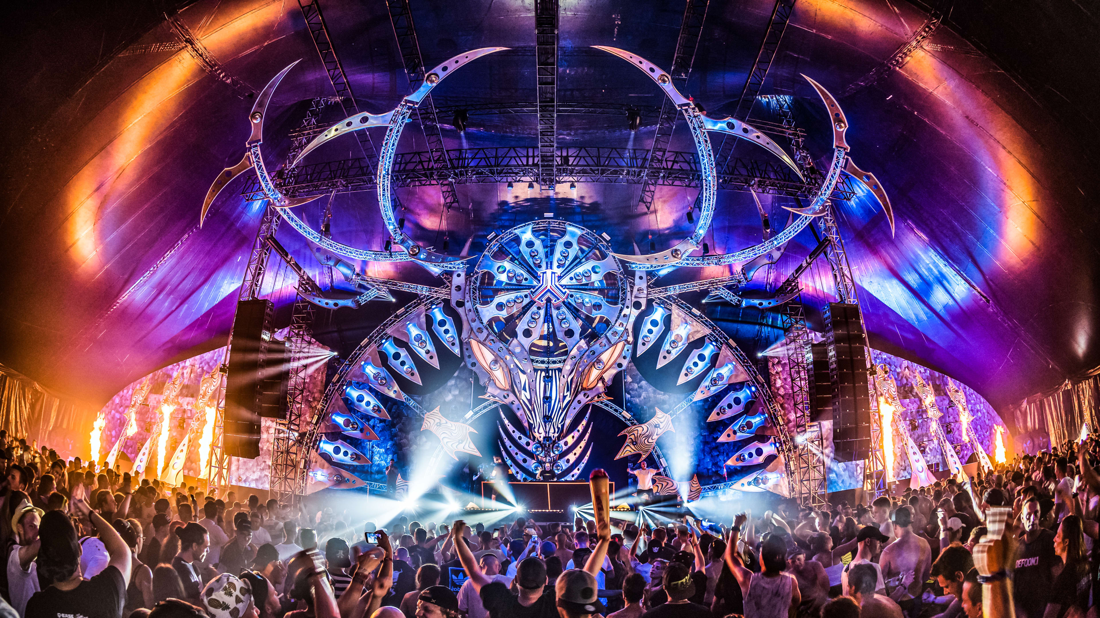 Hardstyle-festival Defqon.1 duurt volgend jaar vier dagen | Hart van ...