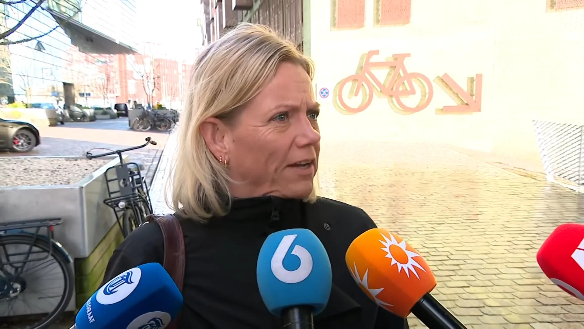 Advocaat vraagt ook vrijspraak Ali B voor verkrachting Ellen ten Damme ...
