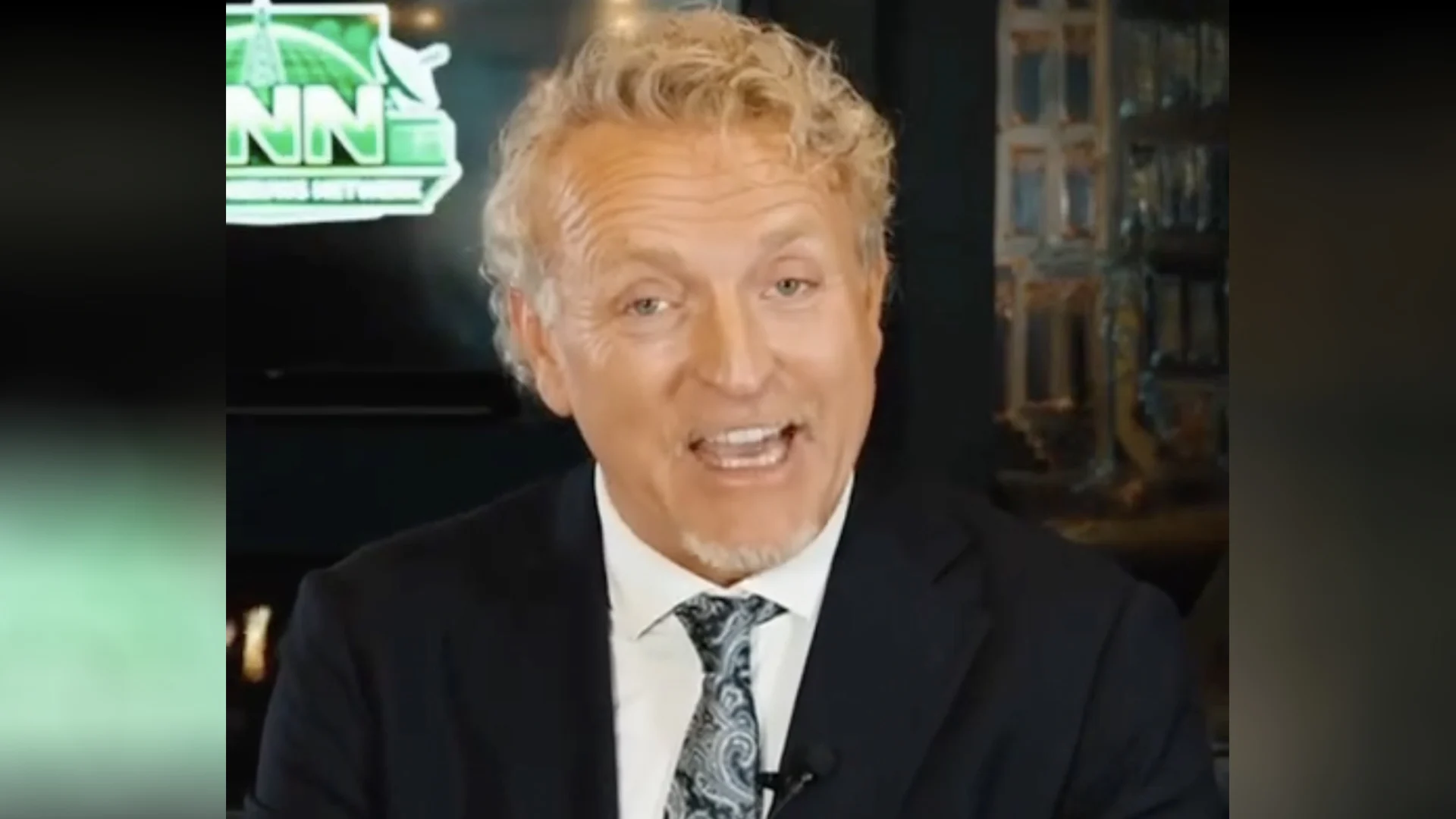 Gordon na reis van 38 uur terug in Nederland: 'Als het zo lang duurt ...