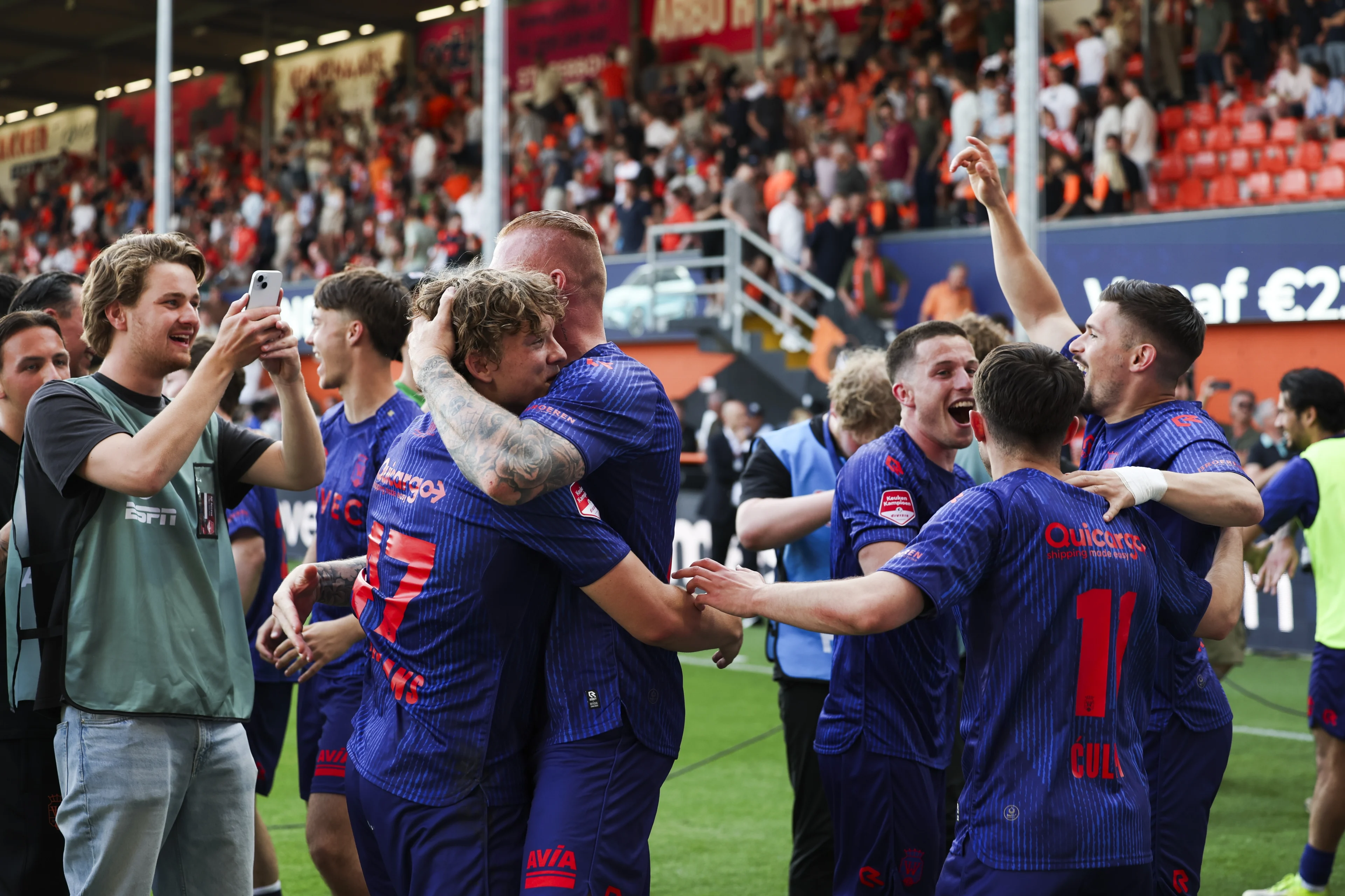 Willem II terug in de Eredivisie na strafschoppen tegen FC Volendam ...