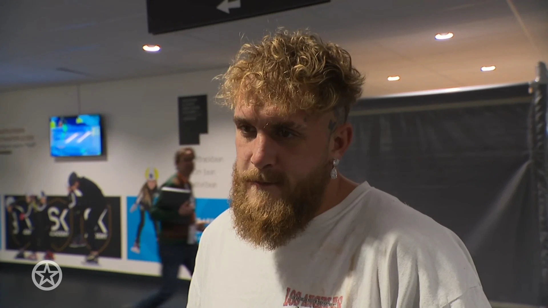 Shownieuws: Emotionele Jutta Leerdam beduusd na dramatische val op het ijs