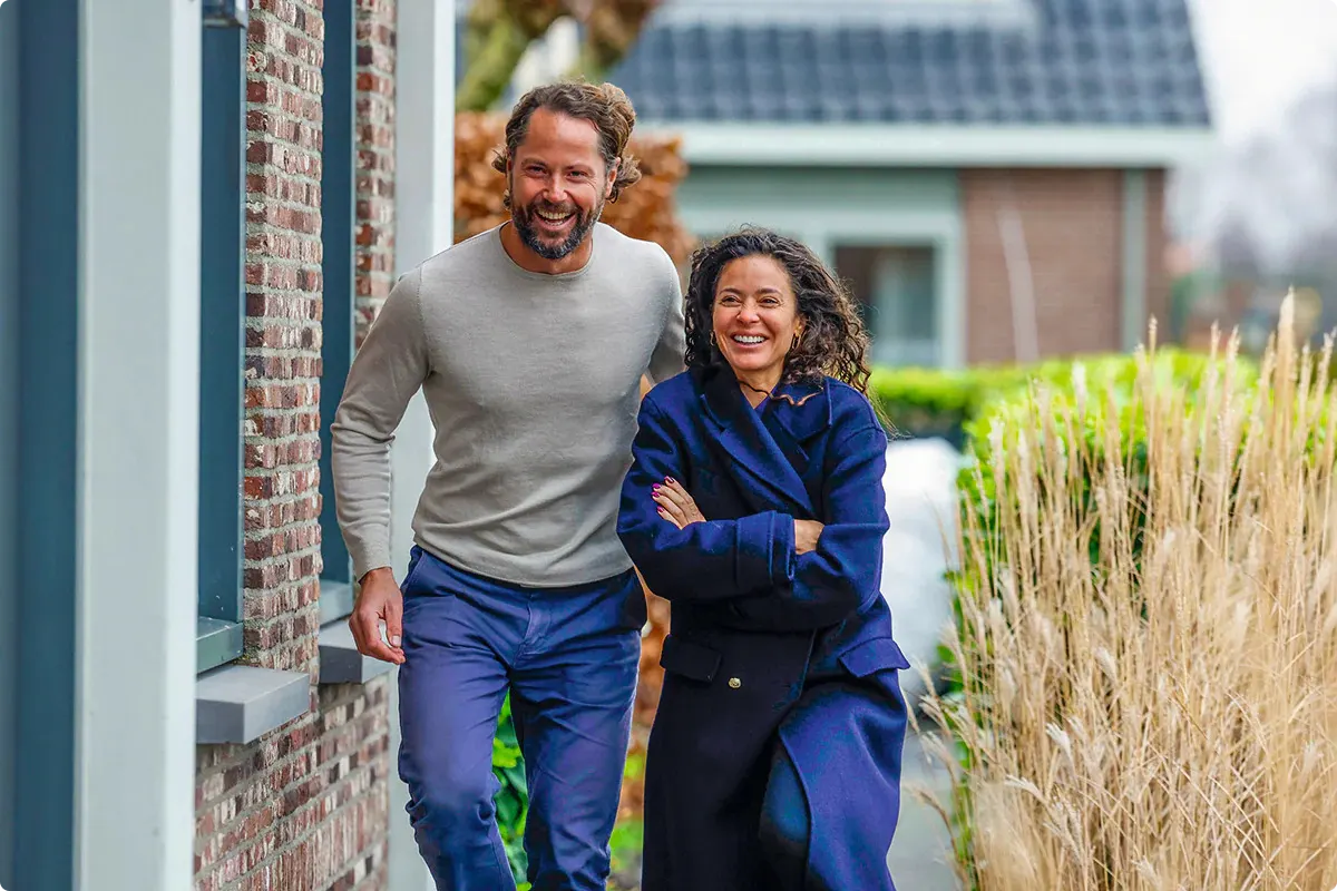 Zien: Dit is Koen, de nieuwe liefde van Fajah Lourens – Sturm Der Liebe ...