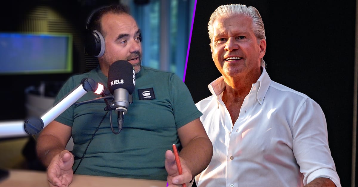 Dries Roelvink over ongelukje op social media: 'Ik loop graag naakt ...