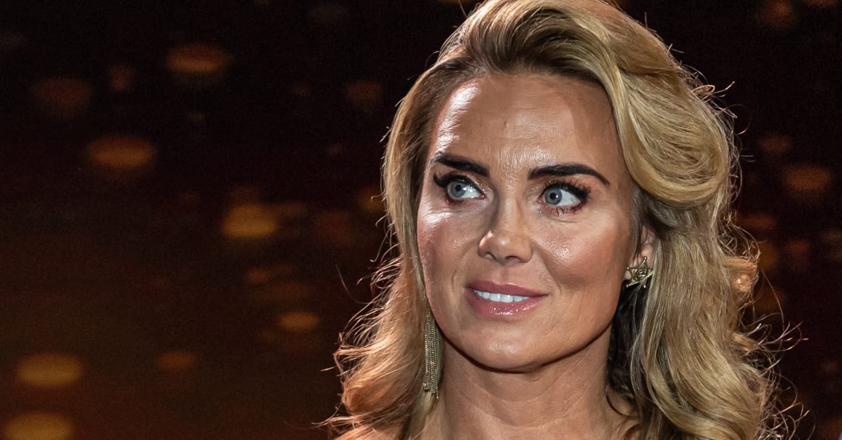 Monique Westenberg op vakantie zónder André Hazes | Shownieuws