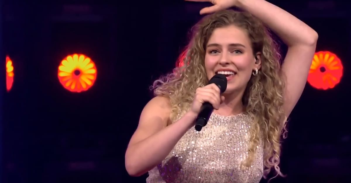K3-Julia deelt groot nieuws over relatie met kersverse vriend | Shownieuws