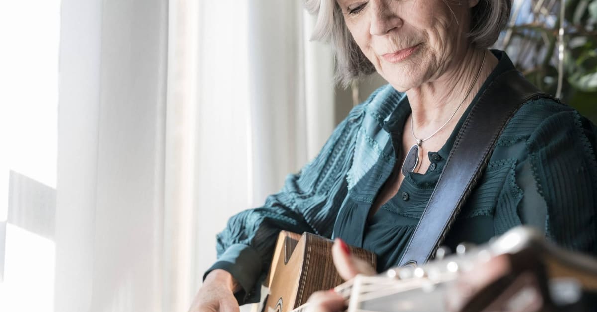 Winnaar Lenny Kuhr boos na songfestivalconcert op tv | Shownieuws