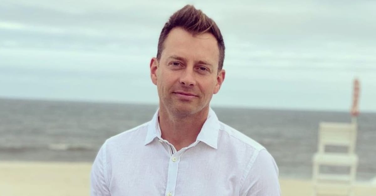 Dan Karaty heeft wat te vieren: 'Één jaar nuchter' | Shownieuws