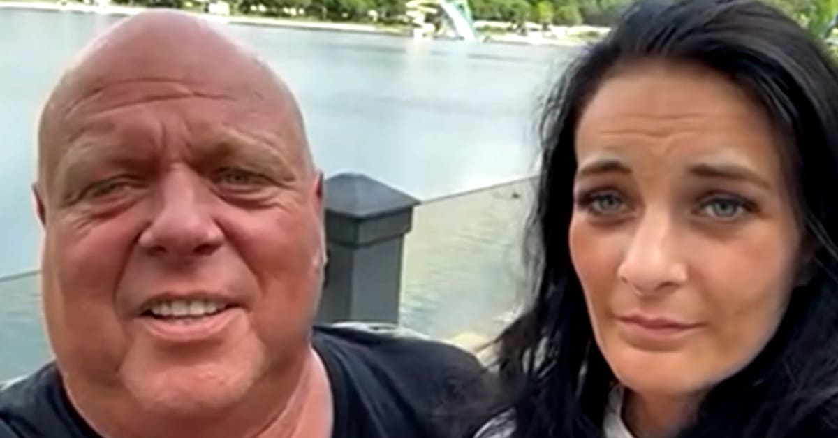 Nicol doet aangifte van 10 mishandelingen tegen Peter Gillis | Shownieuws