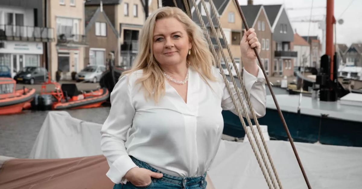 Nelie uit URK! onthult echte reden van vertrek | Shownieuws