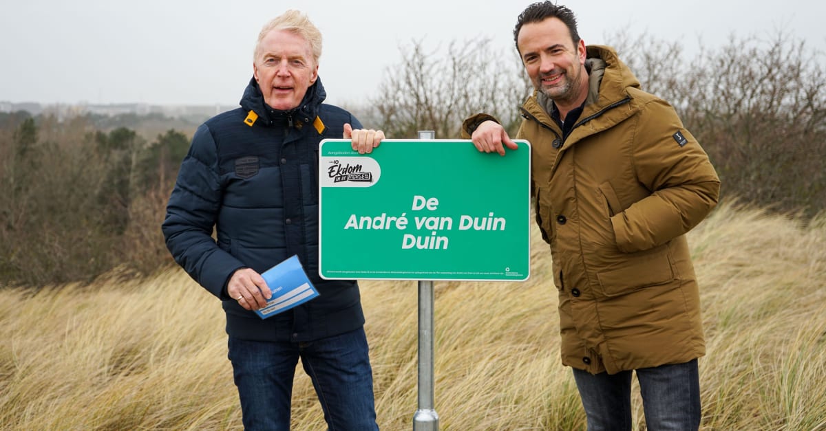 André van Duin krijgt een eigen duin | Shownieuws