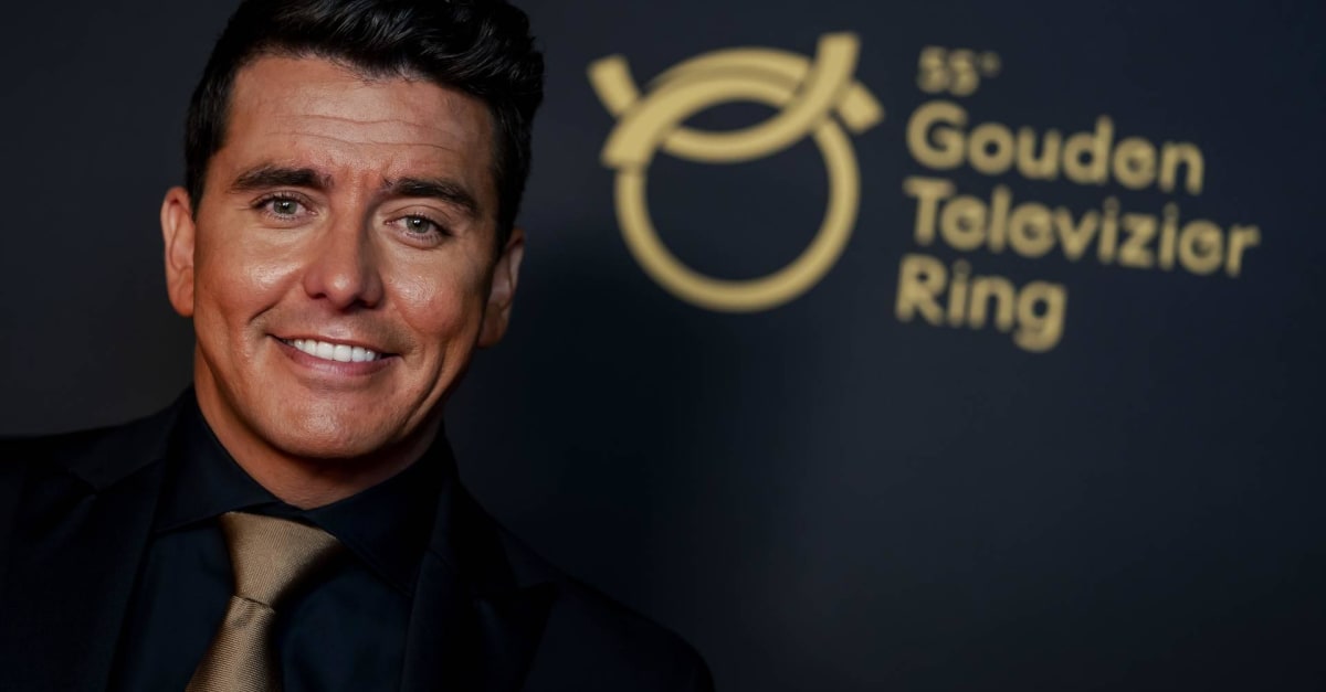 Kijkers Songfestival gaan los om 'duckface' Jan Smit | Shownieuws
