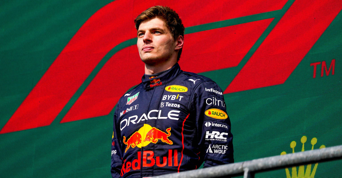 Max Verstappen uitgeroepen tot wereldkampioen na verwarring | Shownieuws