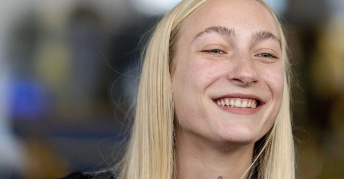 ZIEN: Dit is de Songfestival-outfit van S10 | Shownieuws