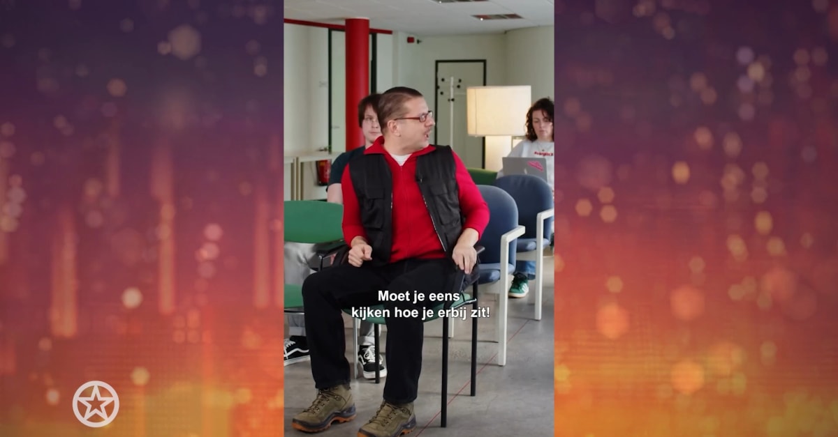 Bram Krikke en Alex Klaasen imiteren De Rijdende Rechter