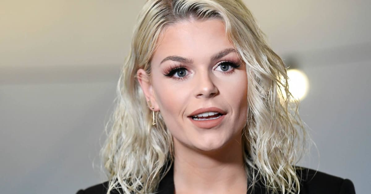 Davina Michelle tikt 1 miljoen volgers aan op YouTube | Shownieuws