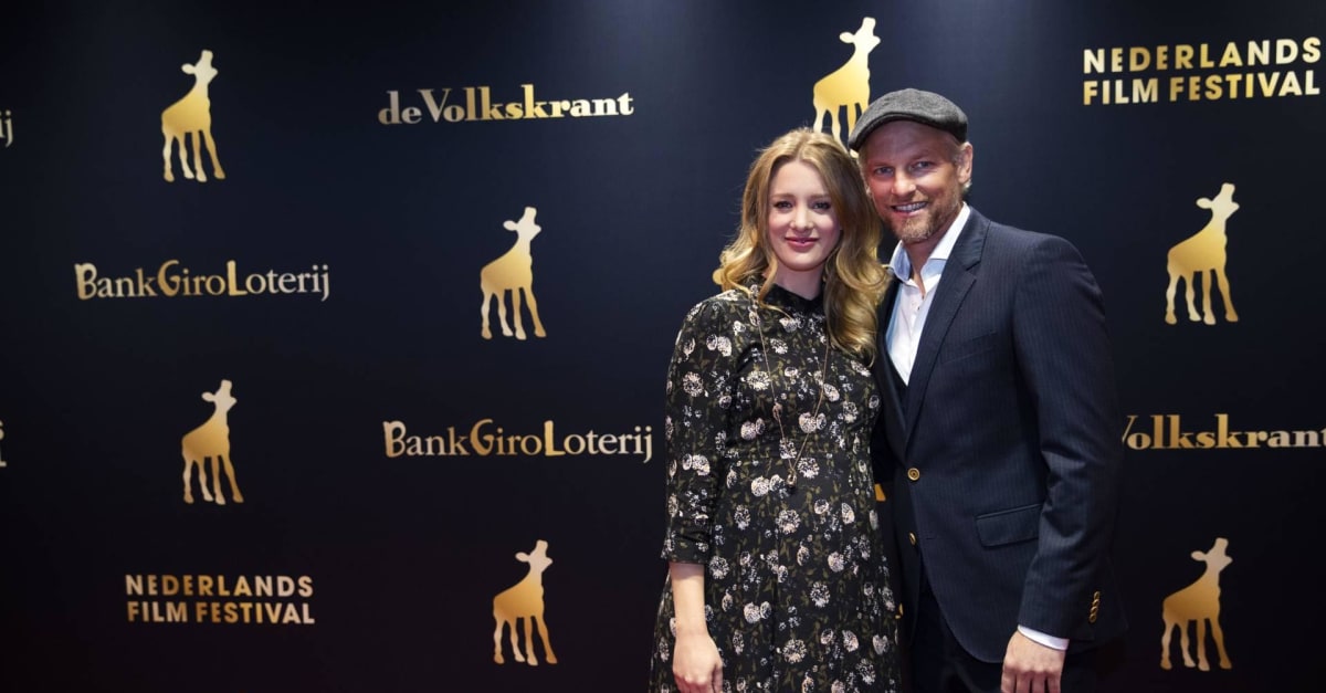 Noortje Herlaar geeft duidelijkheid over huwelijk met Barry Atsma ...