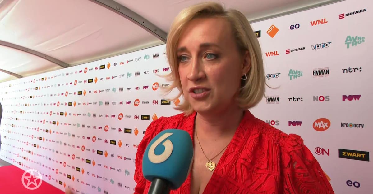 Eva Jinek op het matje geroepen door de NOS | Shownieuws