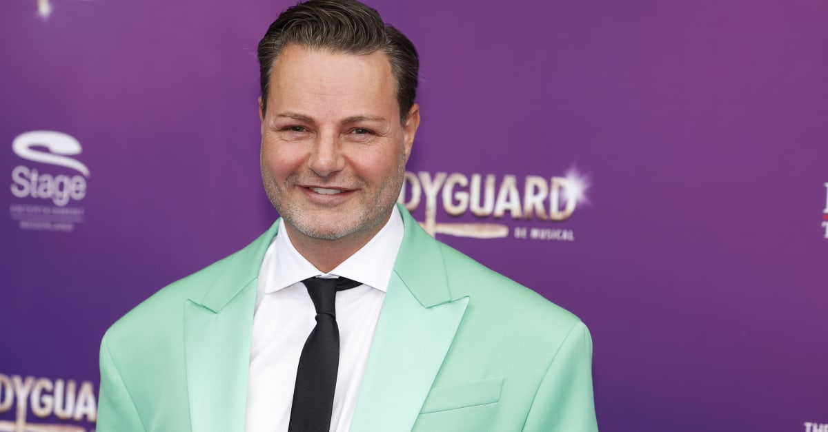 Fred van Leer na ziekenhuisopname weer thuis | Shownieuws