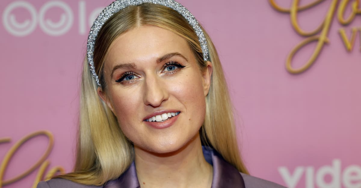 Nieuwe onthulling over 'gekocht rijbewijs' Britt Dekker | Shownieuws