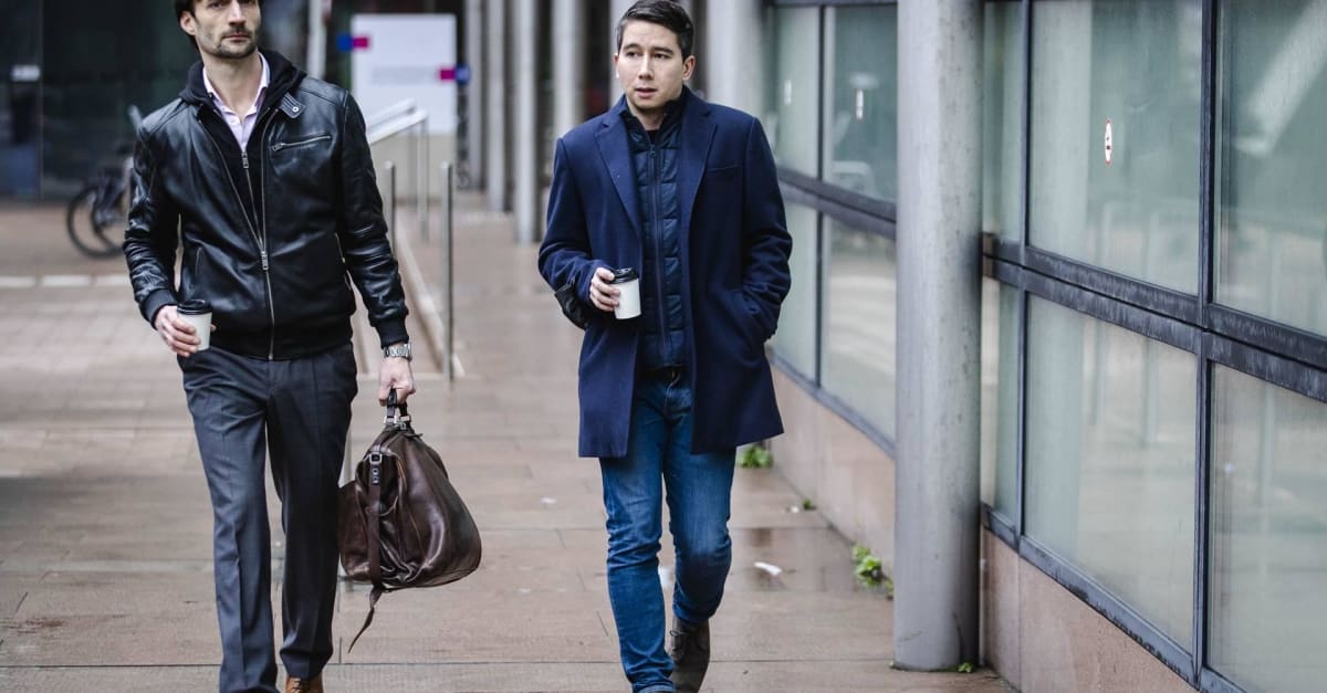 Hof beveelt vervolging voor mishandeling presentator Holtrop | Shownieuws