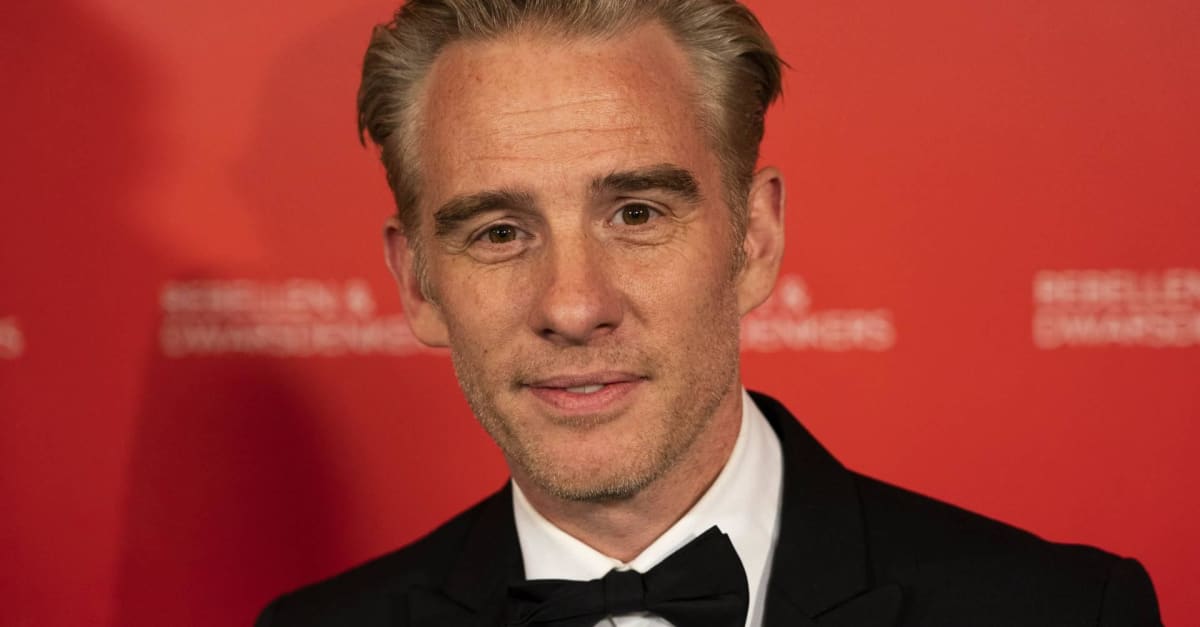 Art Rooijakkers maakt comeback na operatie | Shownieuws