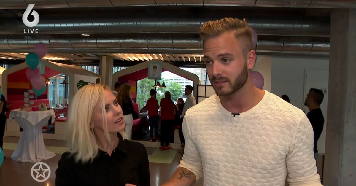 Jim Bakkum staat stil bij bijzondere dag | Shownieuws