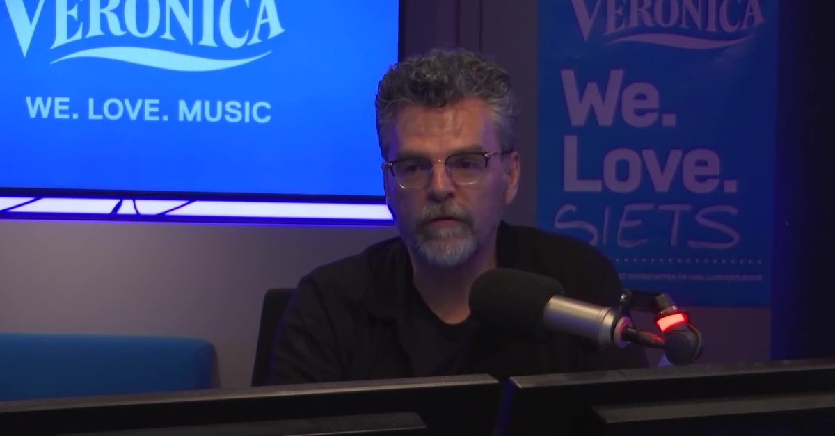 William Rutten opent tentoonstelling met foto's van muziekiconen