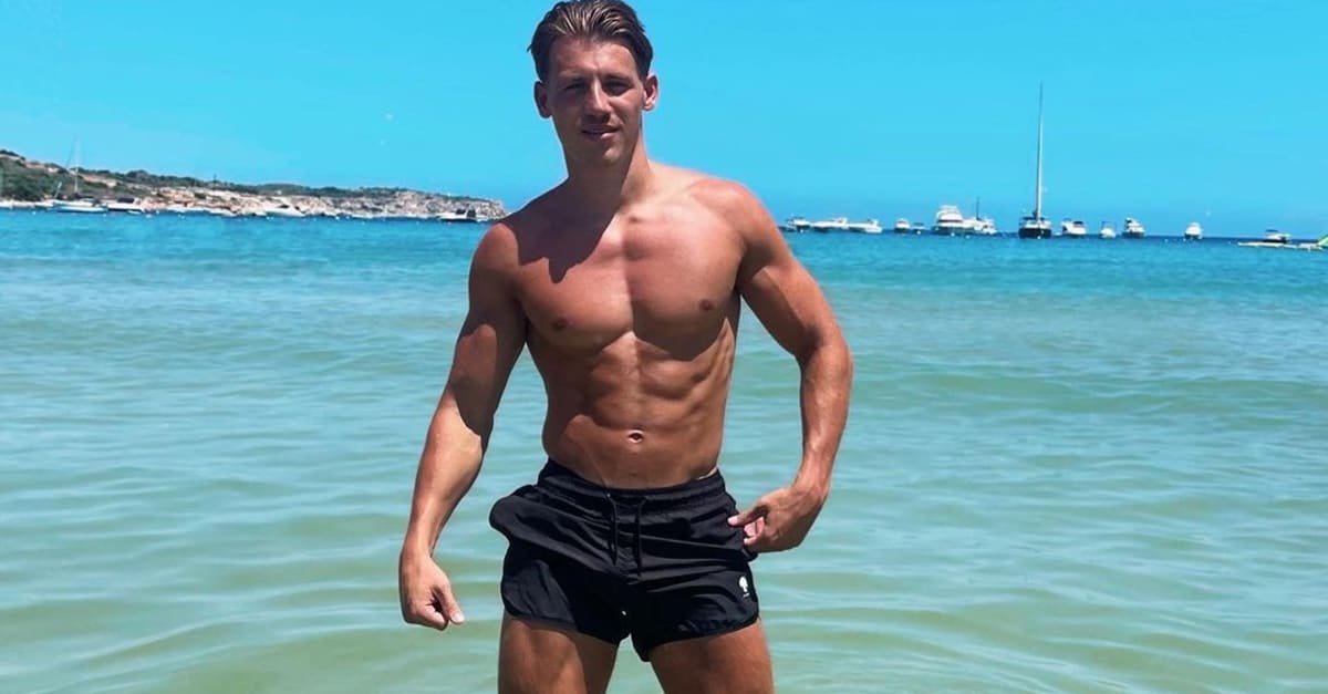 ZIEN: Dit is de vriendin van 'Hottie' Bureau Maastricht-agent Daan ...