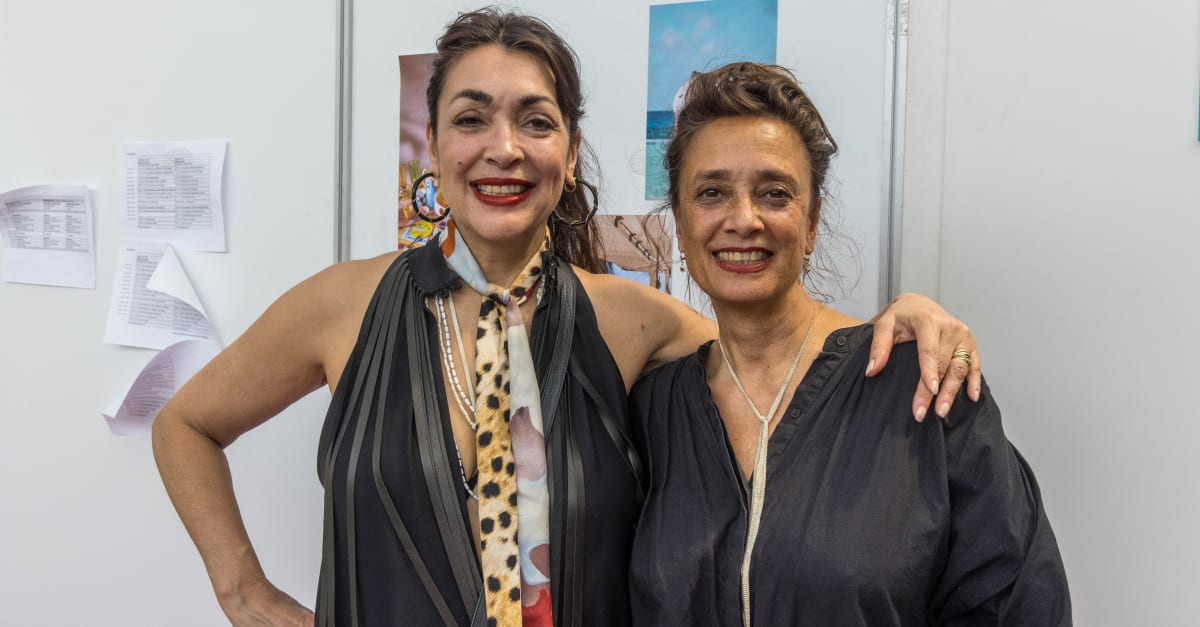 Loïs Lane-zangeres openhartig over familiedrama | Shownieuws