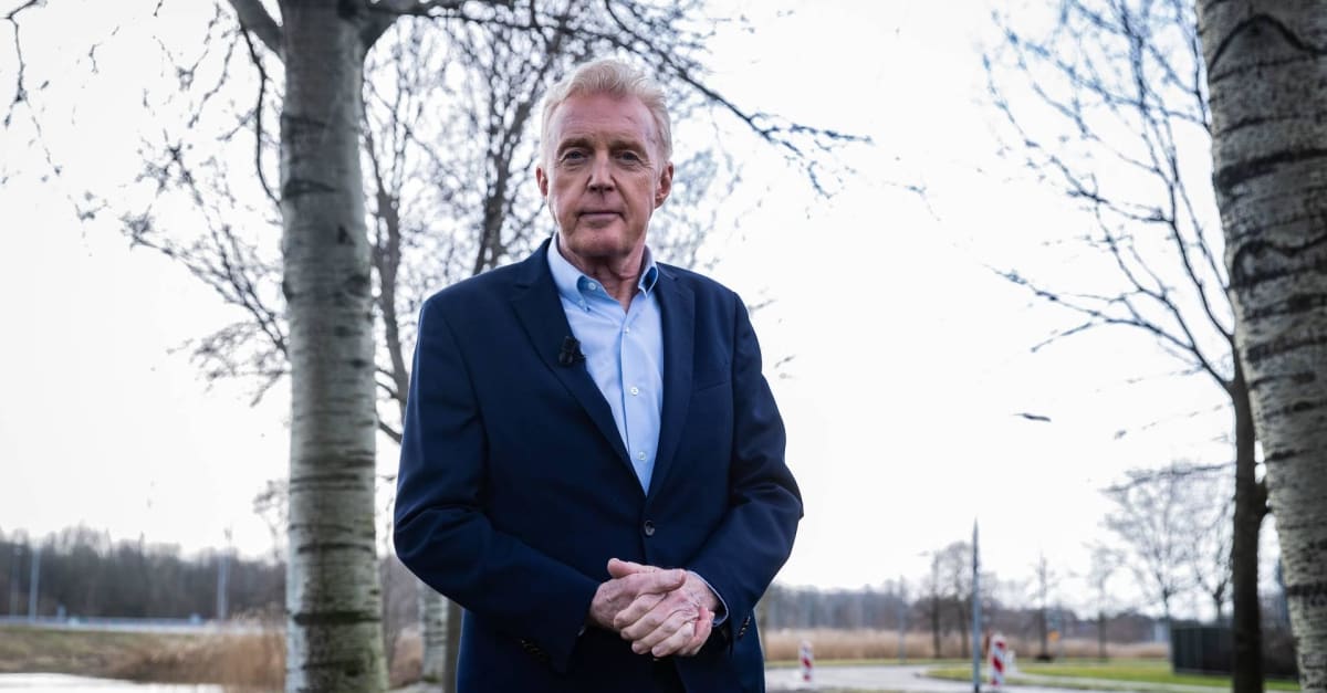 André van Duin heeft 4 mei-toespraak nu al af | Shownieuws