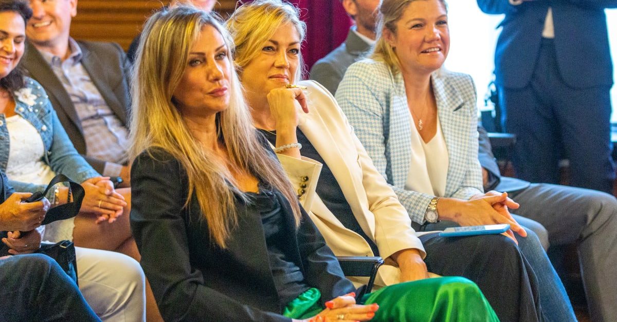 Huwelijk in Pfaff-familie na 12 jaar gestrand | Shownieuws