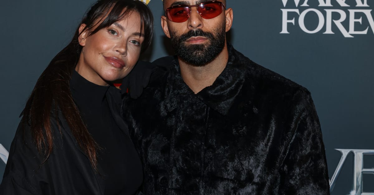 Jaimie Vaes met nieuwe vlam gespot op de rode loper | Shownieuws