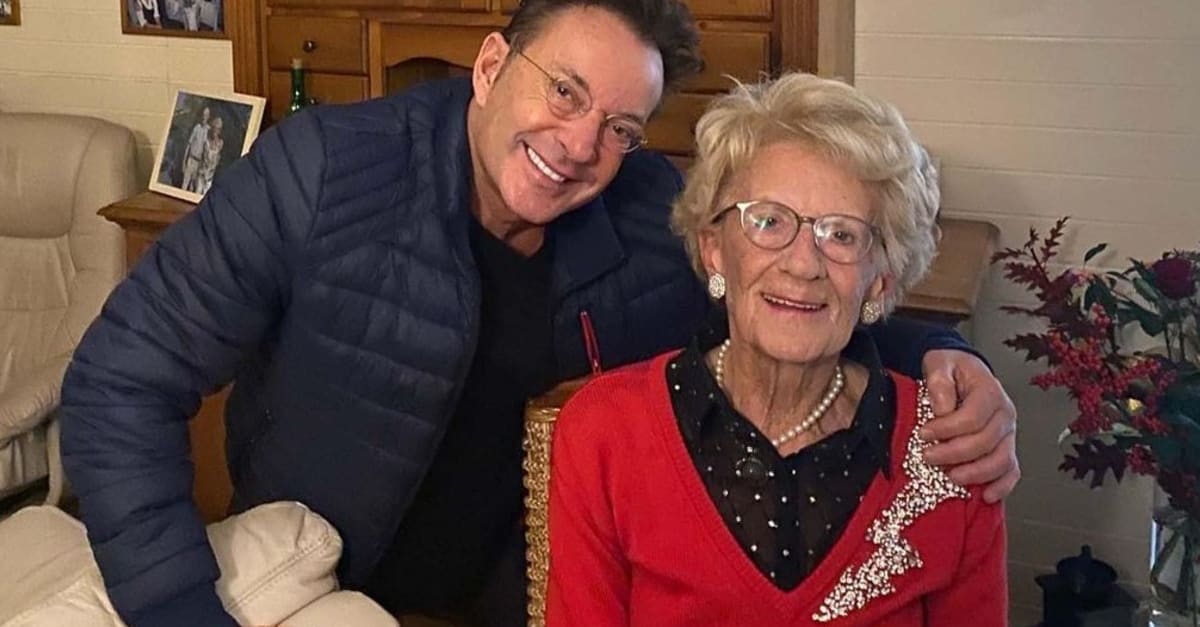 Moeder Gerard Joling overleden | Shownieuws