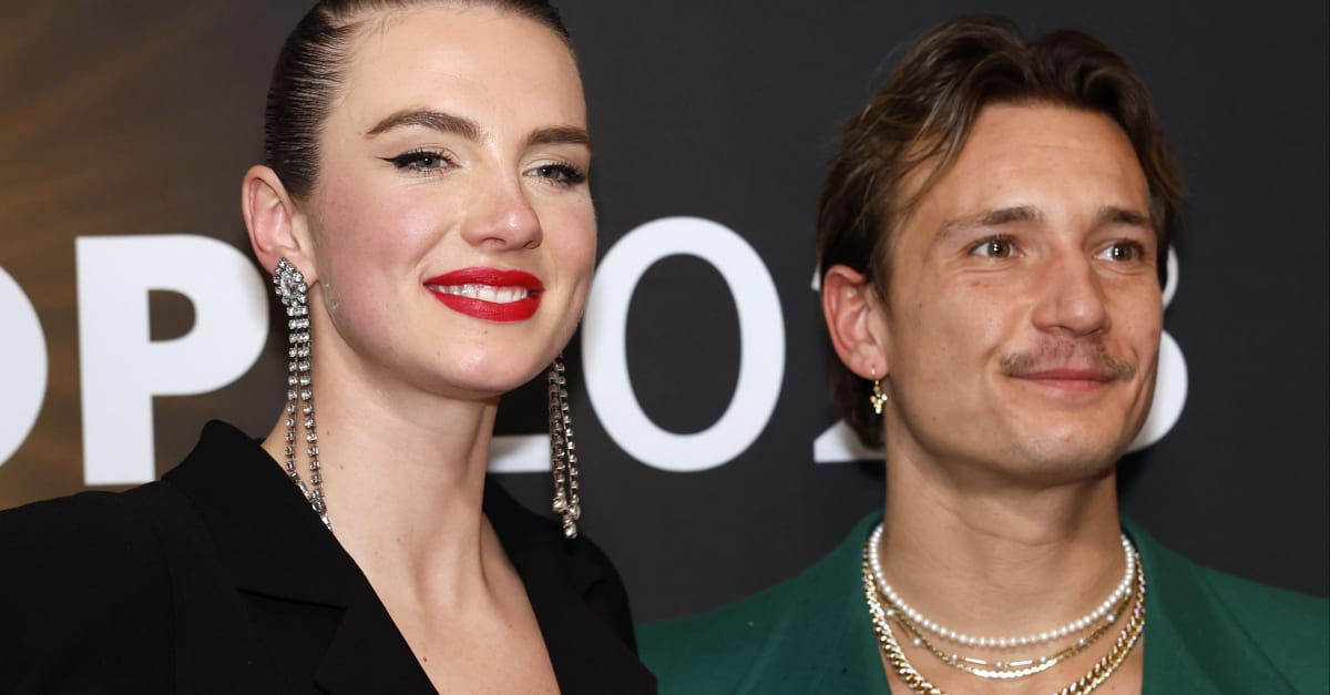 Fantastisch mooi nieuws voor Maan en Goldband-zanger Karel Gerlach | Shownieuws