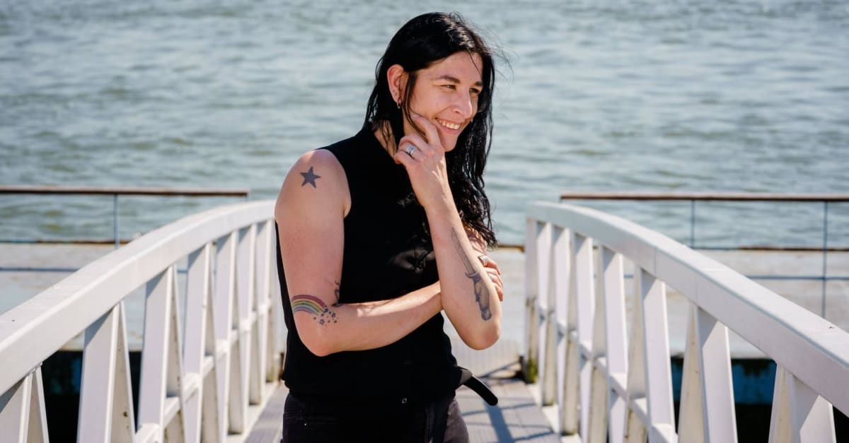 Deze BN'ers zijn te zien in nieuwe reeks Boerderij van Dorst | Shownieuws