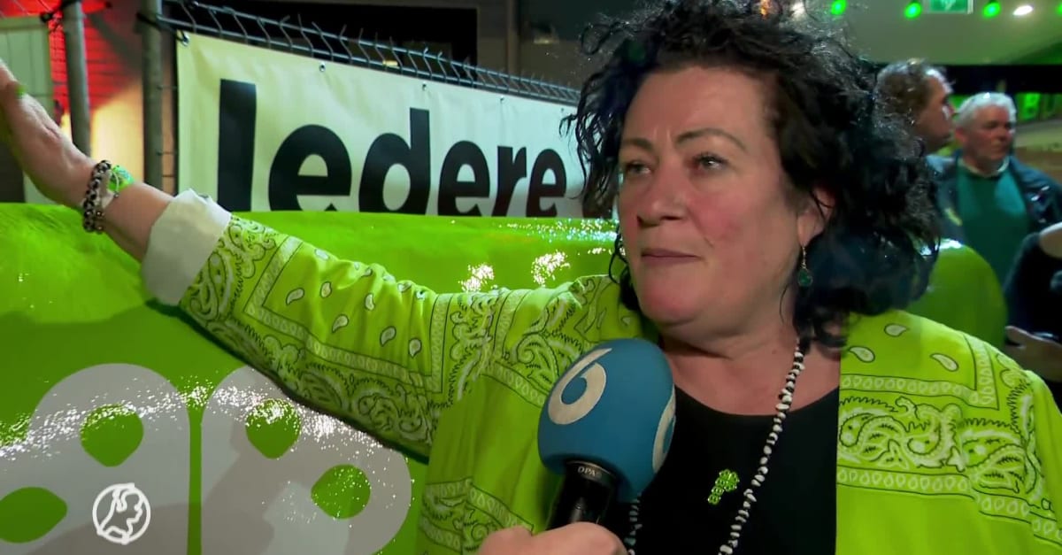 Caroline van der Plas praat nog steeds tegen overleden man | Shownieuws