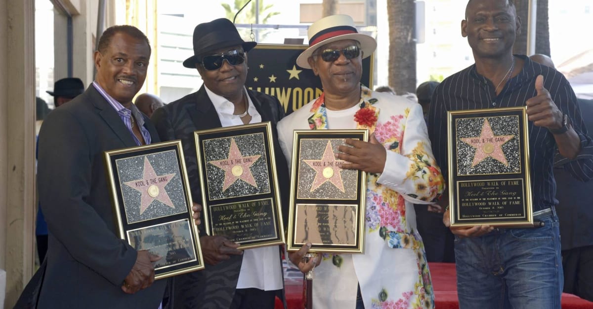 Kool & The Gang-lid Dennis 'Dee Tee' Thomas overleden | Shownieuws